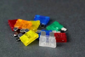 7 Types Of Automotive Fuses: Car Fuse Types W/Pics & Charts